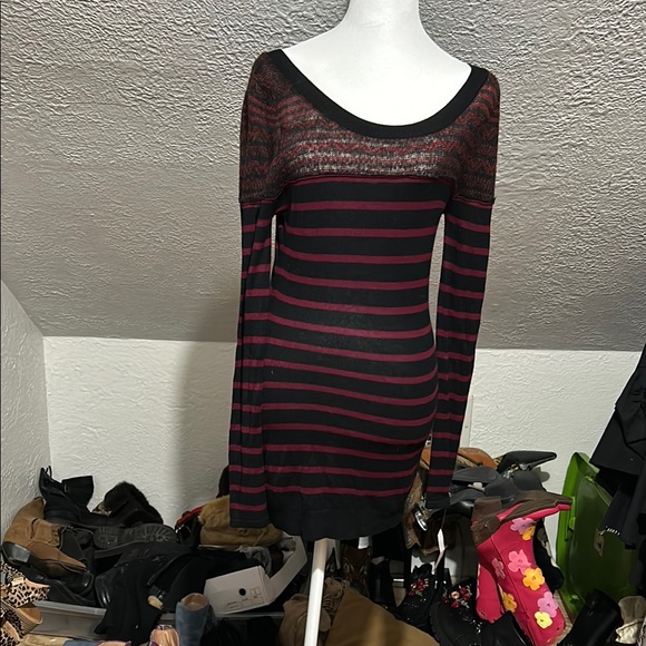 Willow & Clay | Dresses | Willow Clay Black And Red Striped Midi Dress ...